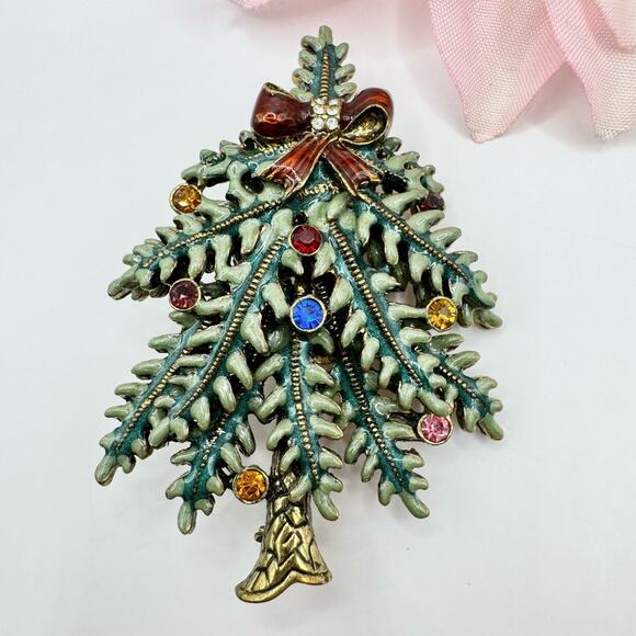 Avon | Jewelry | Vintage Avon Christmas Tree Brooch Pin 204 St Annual ...